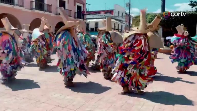 DISFRACES TRADICIONALES en el CARNAVAL: ¡Descubre su MAGIA!